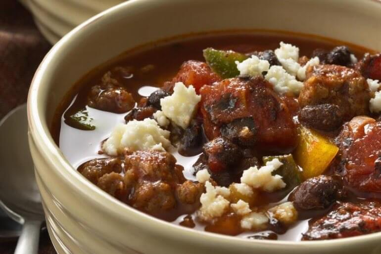 Recette de chili aux haricots noirs et chorizo | Muir Glen CA